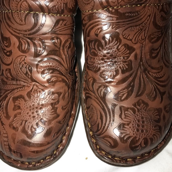 Born | Shoes | Born Concept Boc Peggy Tooled Clogs | Poshmark